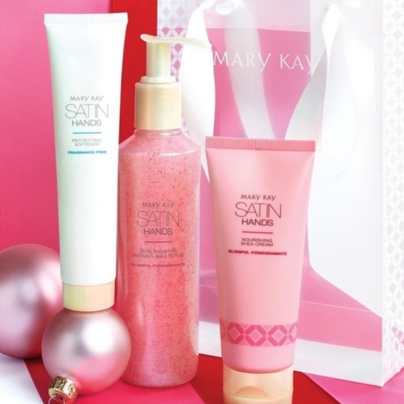 Mary Kay | Bath & Body | Blissful Pomegranate Satin Hands Set Limited ...